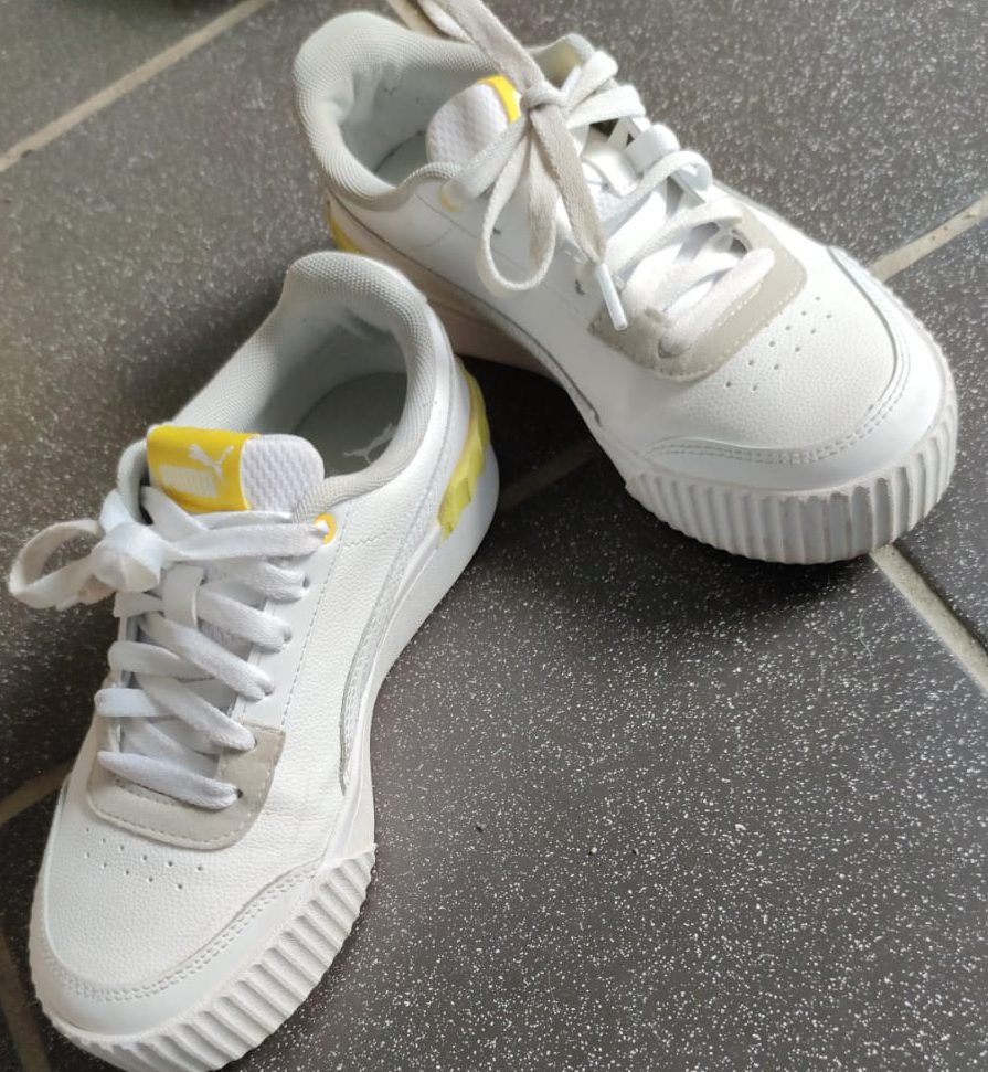 Luna, Lina + Luca freuen sich über ihre neuen Schuhe - Froschkönige